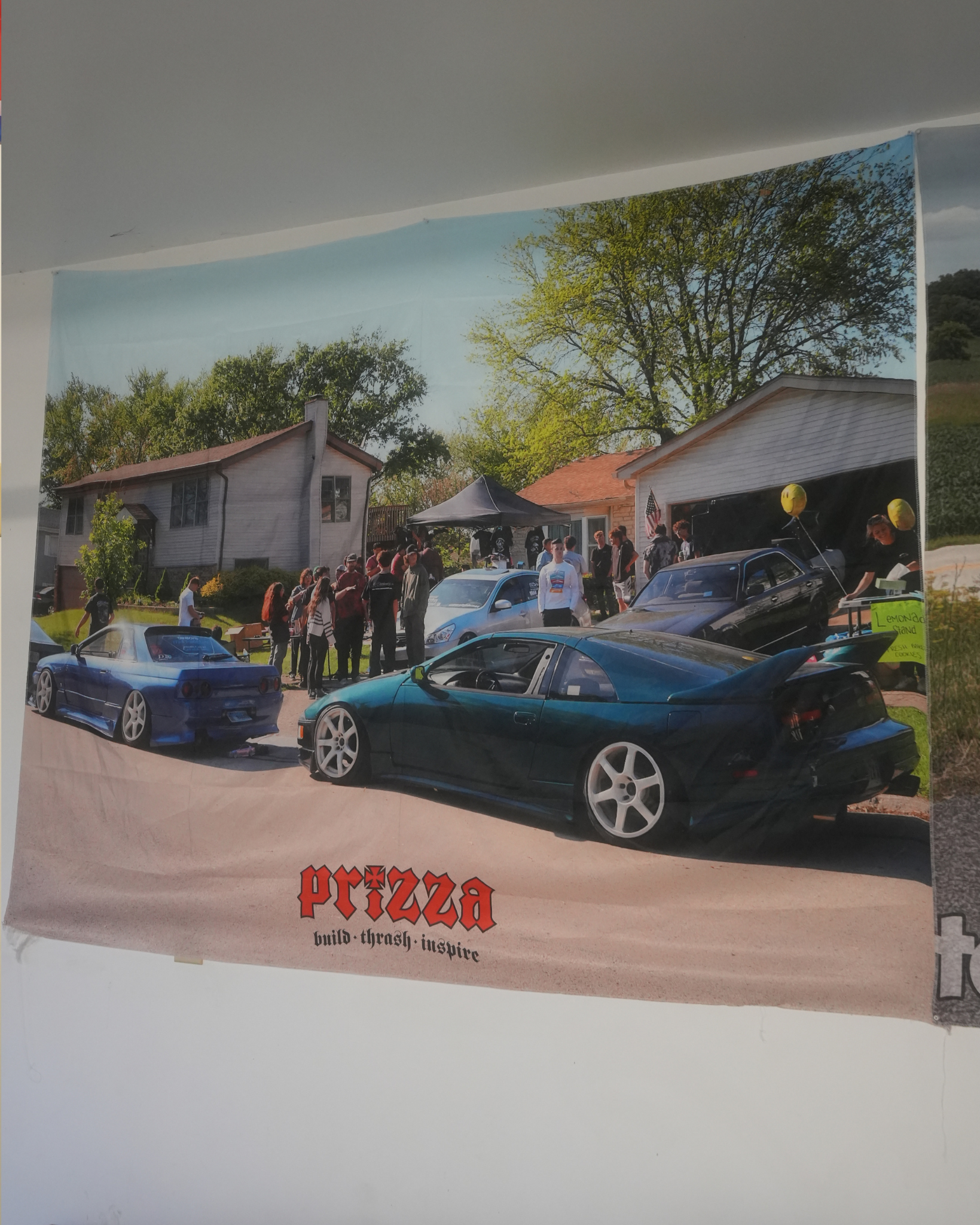 Garage Sale - Tapestry (Huge) – PrizzaMike